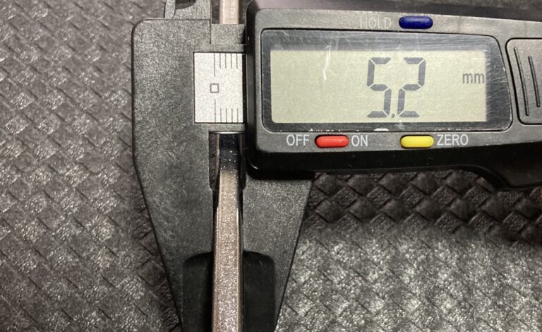 【おすすめ工具】硬くて使いやすい！Blue-Pointのメタルプライ「PBFT10」を紹介【ブルーポイント】 | ウミガメの車と工具の日記